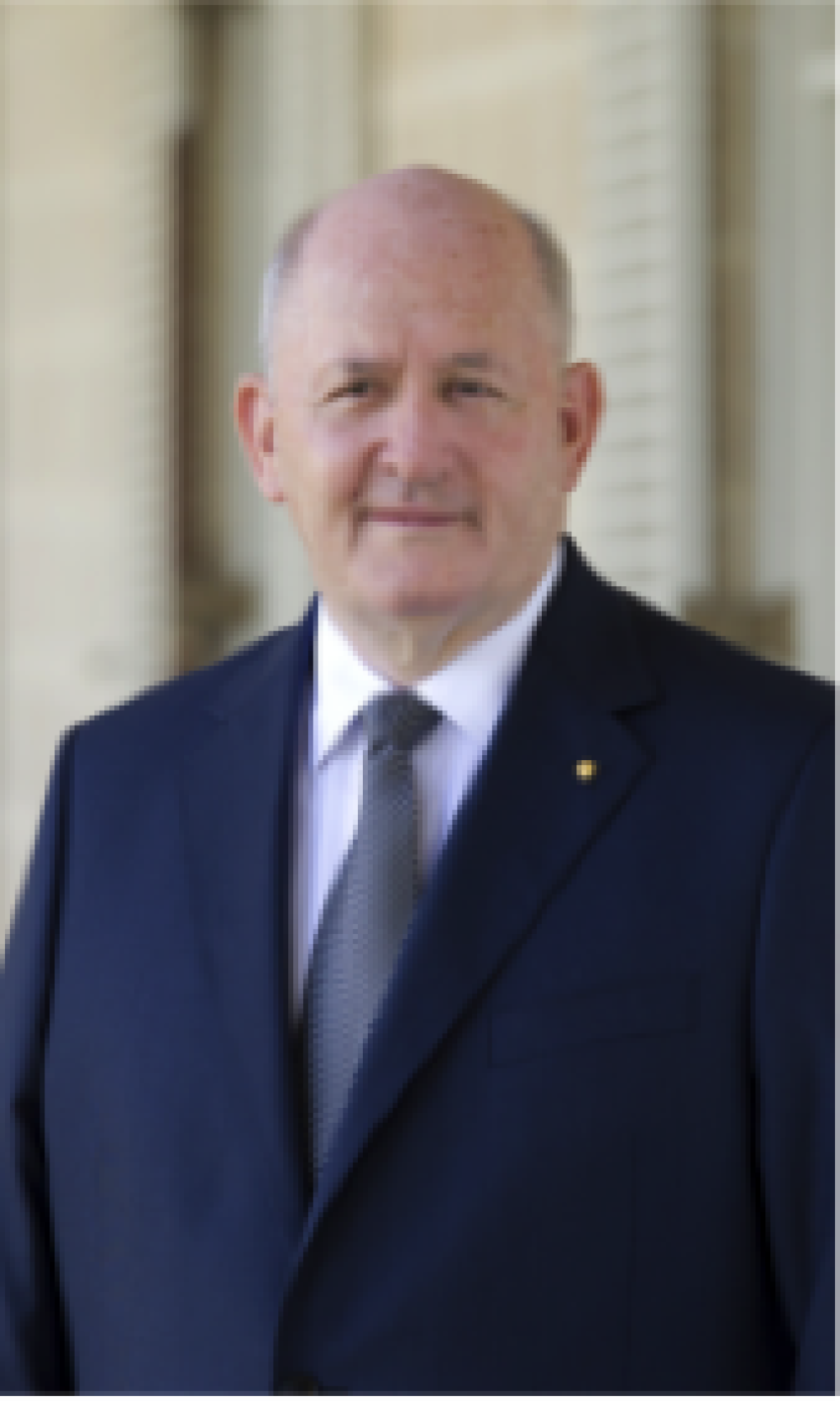 His Excellency General the Honourable Sir Peter Cosgrove AK MC (Retd ...